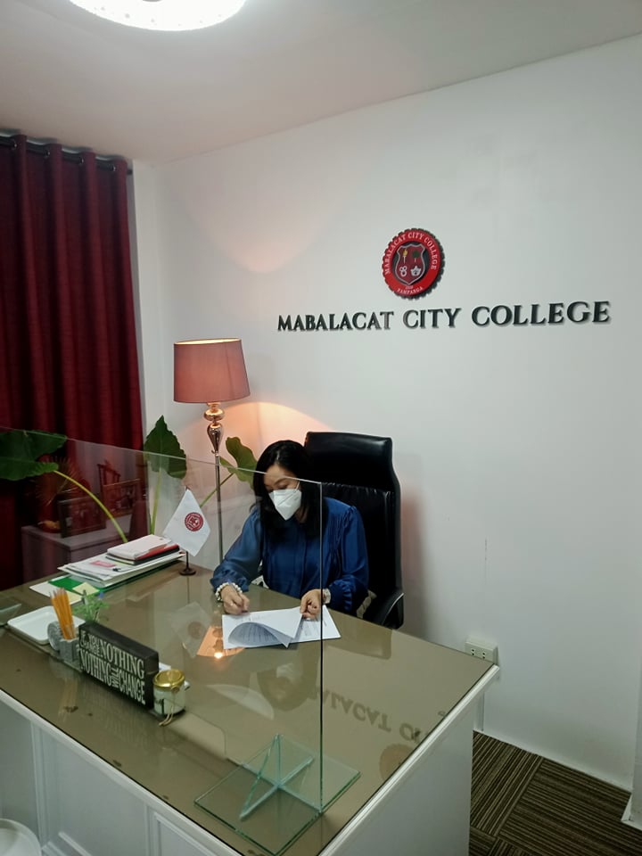 Mabalacat City College